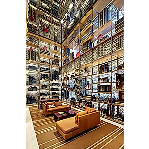 Louis Vuitton: The Birth of Modern Luxury Updated Edition