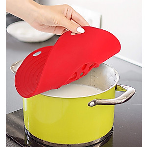 Boil Over Spill Stopper Lid for Steam Pot, BPA-Free 11.5" Silicone Cover, Used in Bakeware, Microwave Boil Spill Stopper Safe Guard (2 PCS)