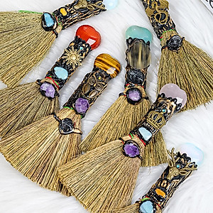 JHIALG Witch Broom Crystal Witch Wiccan Altar Broom, Halloween Hanging Props Cosplay Broomstick, Handmade Reiki Broomstick for Cleansing Healing Fengshui