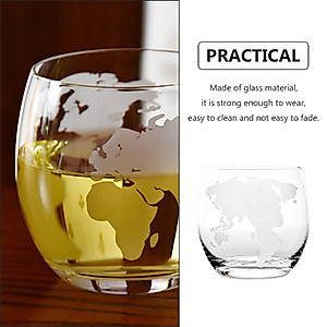 DOITOOL 2Pcs Globe Whiskey Glasses World Map Cocktail cups Novelty Clear Drinking Cups Etched Globe Map Drinkware Barware for Bourbon Manhattans Cocktails Wine Soda Juice Beverage 450ml