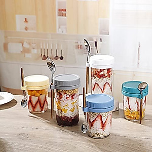 CAKRETY 2 Pack Overnight Oats Containers with Lids and Spoons, 16 oz Glass Mason Overnight Oats Jars, Large Capacity Airtight Jars for Milk, Cereal, Fruit