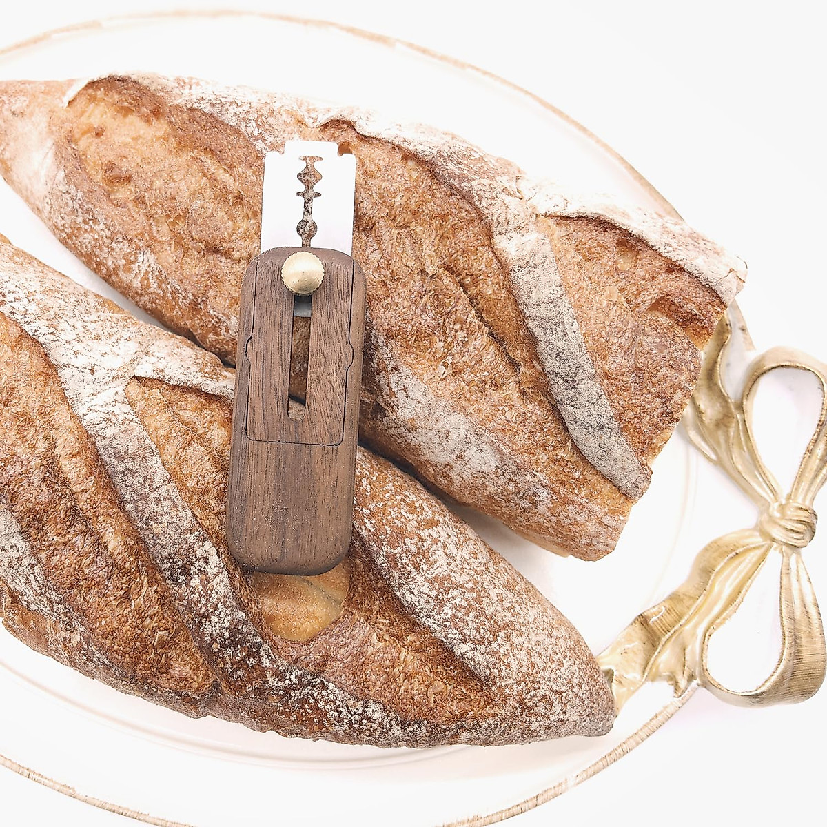 RillyRellow Extractable Bread Lame, Wooden Crafted Bread Lame Slashing Tool, for Dough Scoring Knife, Cut Patterns for Sourdough Bread Slashing, Black Walnut (Without Blade)