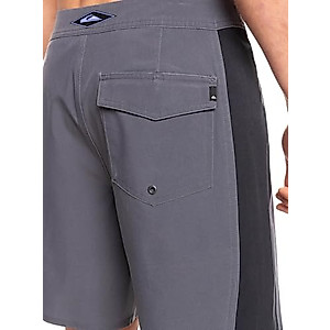 Quiksilver Mens Surfsilk 18" Boardshort - Arch (Iron Gate, 30)