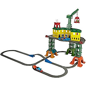 Thomas & Friends Toy Train Set, Super Station, Extra Large Race Track with Motorized Thomas, Diecast Percy & MINIS James for Ages 3+ Years