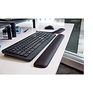 3M Gel Wrist Rest for Keyboards, Soothing 3M Gel Technology and Satin Smooth Cover for All Day Comfort and Support, Durable and Easy to Clean, 19", Black (WR85B)
