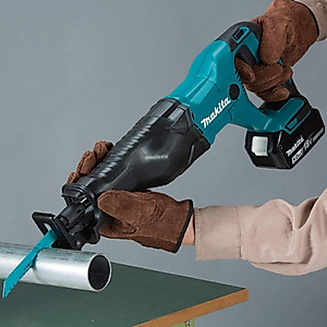 Makita XRJ04T 18V LXT Lithium-Ion Cordless Recipro Saw Kit (5.0Ah)