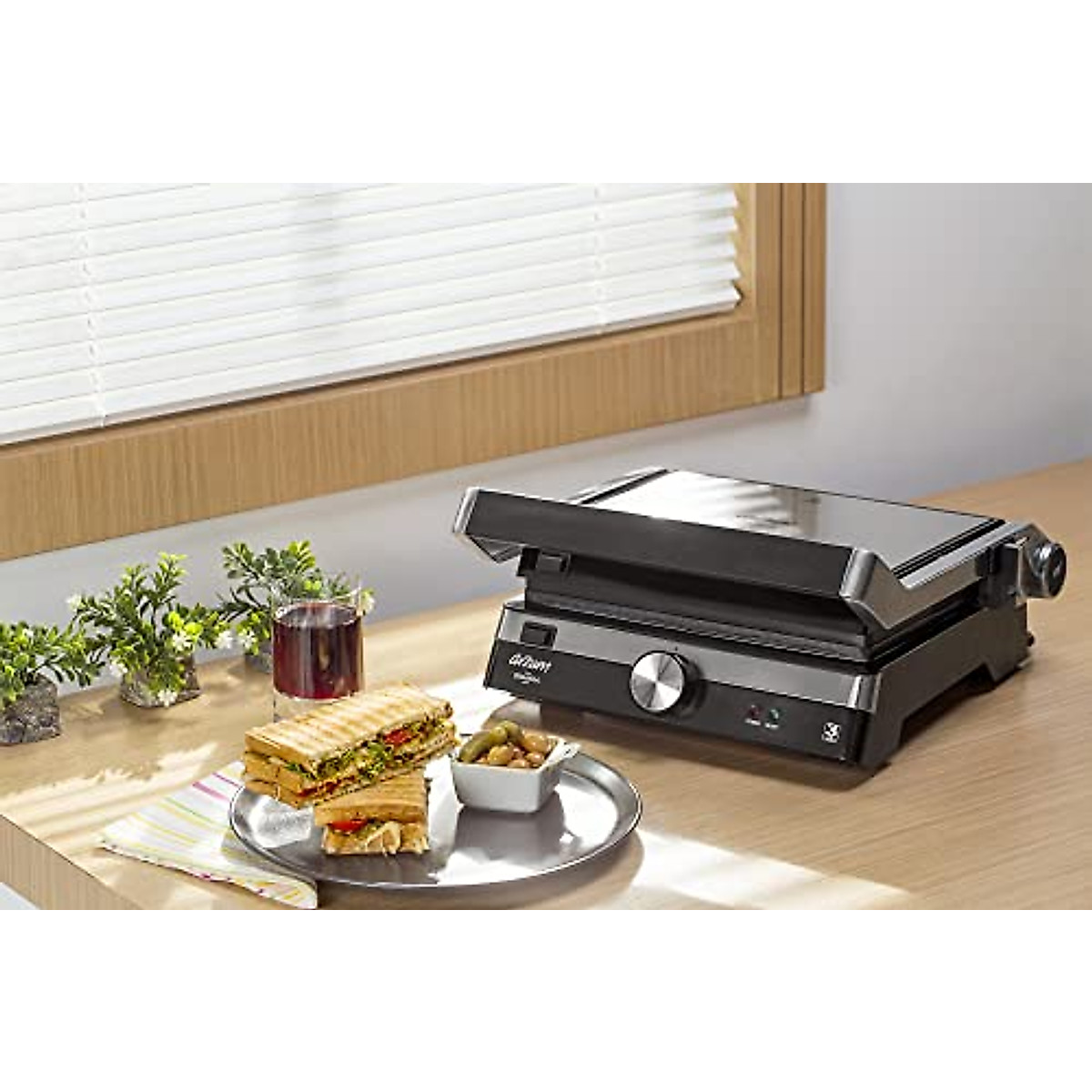 Arzum Panini Press, Sandwich Maker, Electric Indoor Grill, Stainless Steel Top Surface, Non-stick Die-cast Aluminium Plates, Upright Storage, Opens 180 degrees, 6 Slices, 1500W, Large (AR2023-UL)
