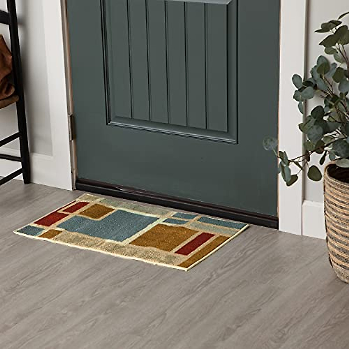 Mohawk Home Soho Regnar Geometric Squares Accent Area Rug, 1'6"x2'6", Multi