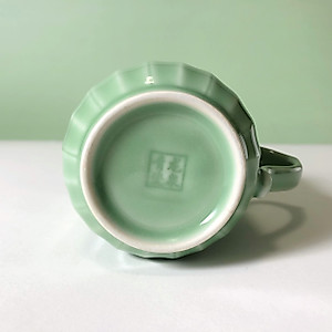 Tingyework Porcelain Lotus Tea Cup with Lid and Handle, 12 oz Unique Coffee Mug, Microwave Dishwasher Safe, Gifts for Women and Men, Aesthetic Chinese Celadon 1 Pack (Olive Green)