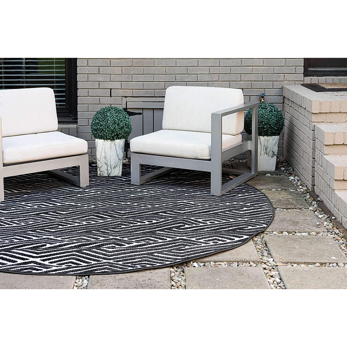 Unique Loom Sabrina Soto Outdoor Collection Modern, Vibrant, Carved Area Rug, 8 ft x 8 ft, Black/Ivory