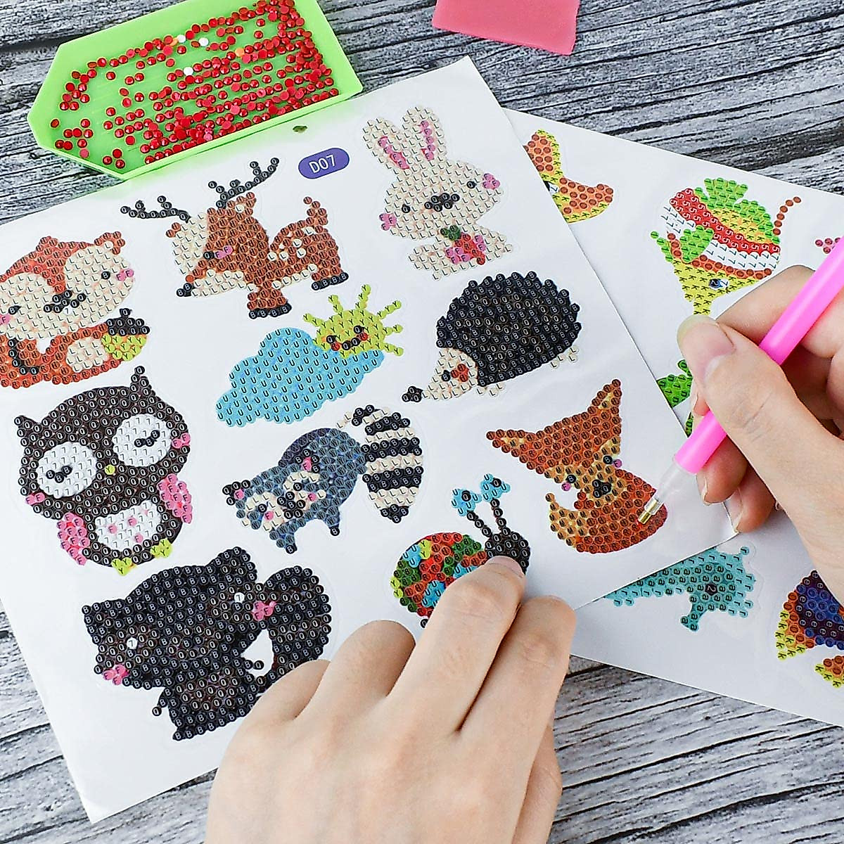 82 Pcs Diamond Art Stickers Kits for Kids and Adult 5D Animal DIY Diamonds Paint by Numbers Art Handmade Craft for Beginners Cute Animal & Sea World Mosaic Stickers Gift for Children Boys Girls