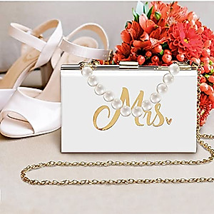 Bride Clutch Purse MRS Clutch for Wedding Day, Mrs Acrylic Purse with Hand-carried Pearl Chain and Metal Crossbody Chain, Bridal Shower Engagement Gift for Bride Honeymoon