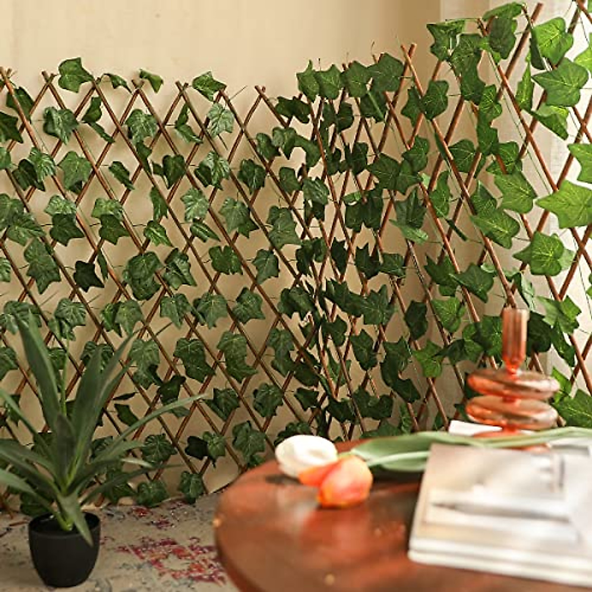 Veryhome Expandable Privacy Fence Screen Outdoor for Balcony Patio, Faux Ivy Fencing Panel, Artificial Hedges for Garden Backdrop Porch Pool Backyard - 2 Pack