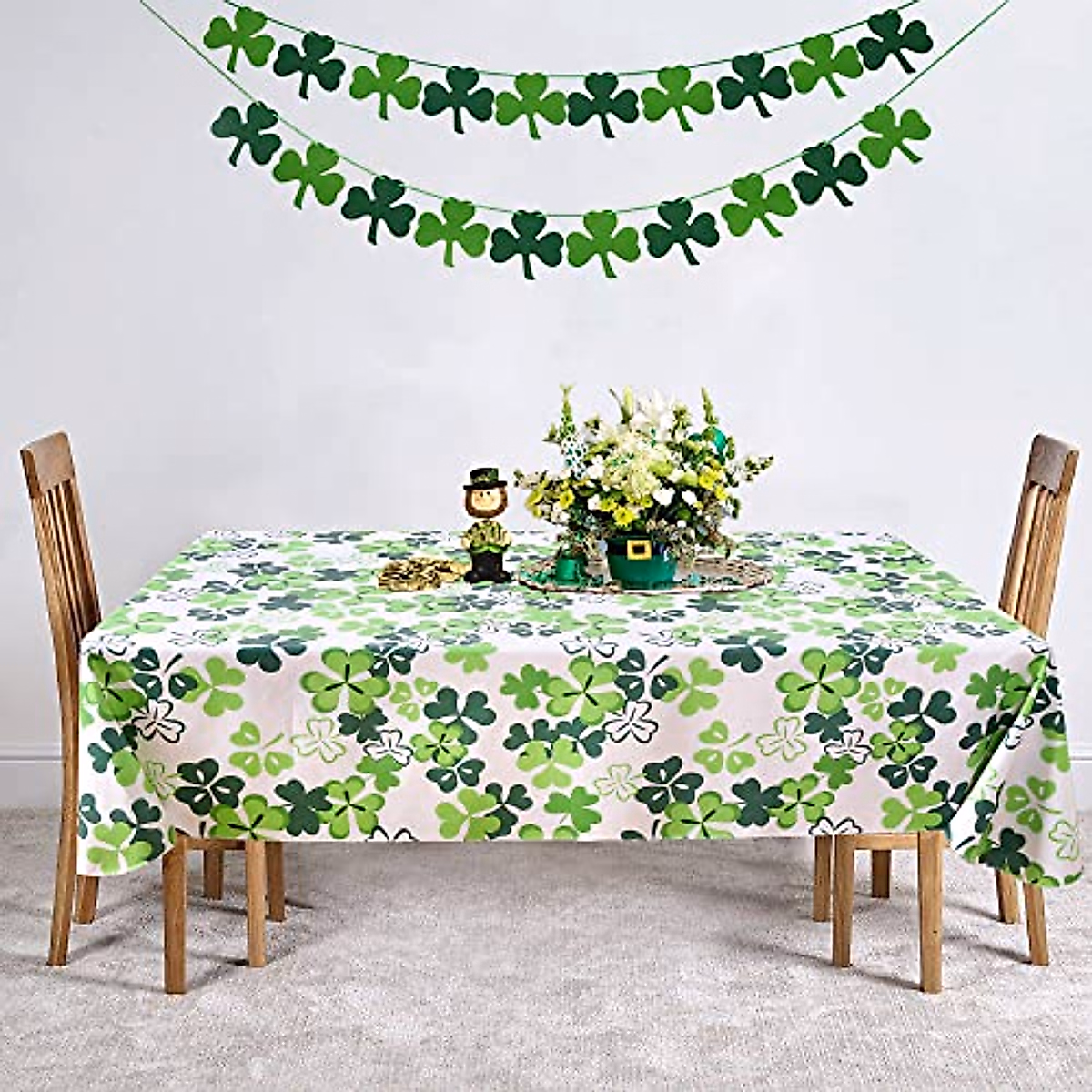 Fitable St Patrick’s Day Rectangle Tablecloth - 60x84 Inch Waterproof Green/White Shamrock Table Cloth Vinyl Wipe Clean Clover Table Cover for Dining Room, Kitchen, Indoor/Outdoor Party Table Decor