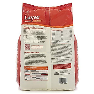Manna Pro Chicken Feed | 16% Chicken Food with Probiotic Crumbles, Chicken Layer Feed | 8 Pounds
