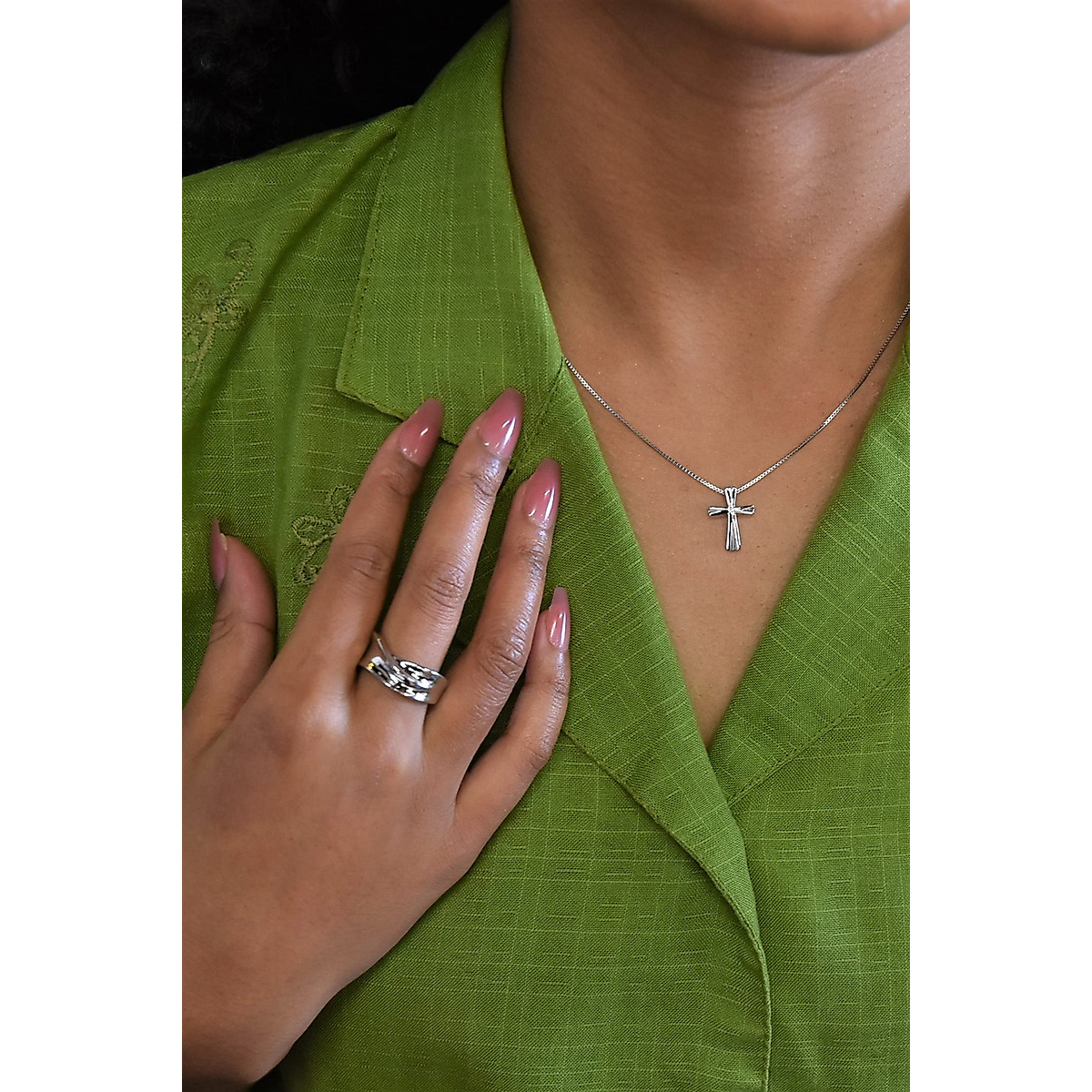 Boston Bay Diamonds .925 Sterling Silver Diamond Accent Cross Pendant Necklace with 18" Chain (I Color, I1 Clarity)