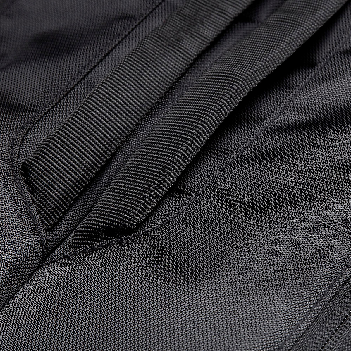 WILSON Blade V8 Super Tour Tennis Racket Bag - Green/Black, Holds up to 9 Rackets