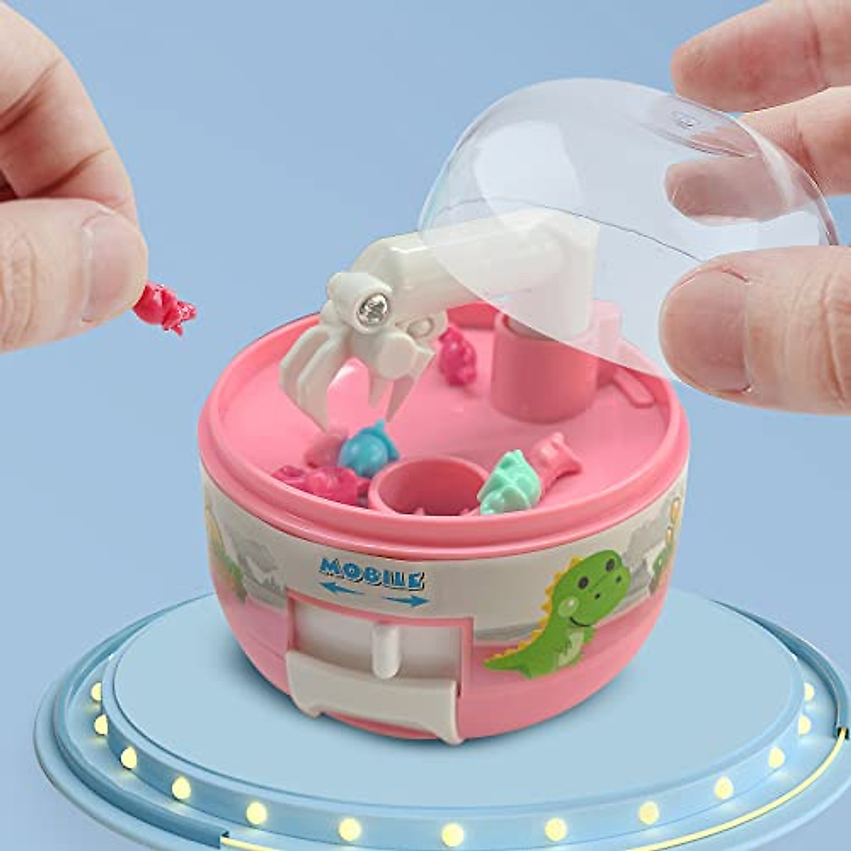 Uszeoka Mini Claw Machine for Kids,Toy Grabber,24 Tiny Stuff prizes,Dinosaur prizes Game,Miniature Things,Suitable for Birthday Gifts for 3,4,5,6,7 Year Old Boys and Girls,Fingertip Toys