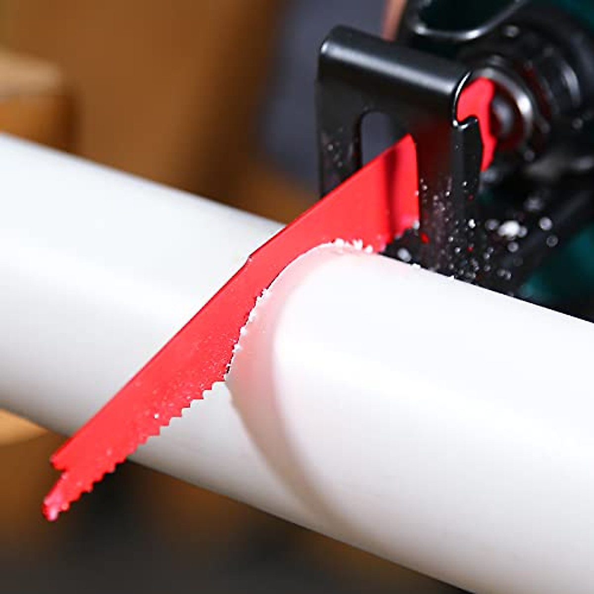 HYCHIKA 32-Piece Reciprocating Saw Blade Set Metal Wood Cutting Saw Blades with Organizer Case