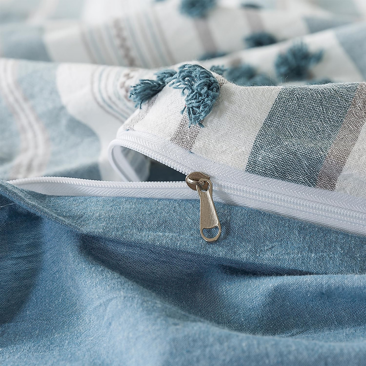 La Sheer Washed Cotton King Size Duvet Cover Set - Tufted Dots Boho Chic Bedding for All Seasons, Striped Pom Pom Bedding Linen Like Textured Breathable Durable Soft Comfy (Blue, 104x90'')