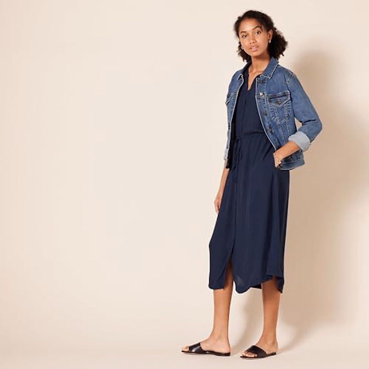 Amazon Essentials Women's Relaxed Fit Half-Sleeve Waisted Midi A-Line Dress, Navy, Large