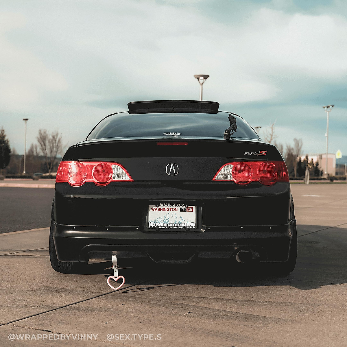 VViViD Black High Gloss Realistic Paint-Like Microfinish Vinyl Wrap Roll XPO Air Release Technology (1ft x 5ft)