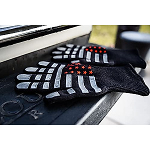 JayCee Grillin & Chillin 'Merica BBQ Gloves, 1472 Degree F Heat Resistant, Cut Resistant Lining, Non Slip Silicone, Machine Washable, Grilling, Baking, Cooking, Cutting