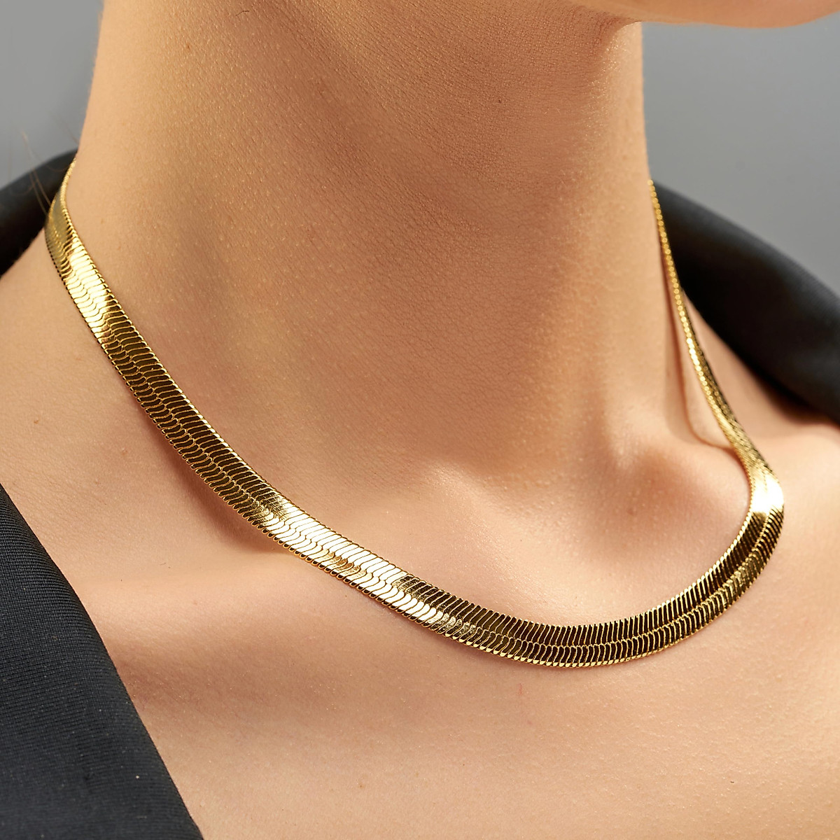 LIFETIME JEWELRY 7mm Flexible Herringbone Chain Necklace 24k Real Gold Plated (20 inches, Gold)