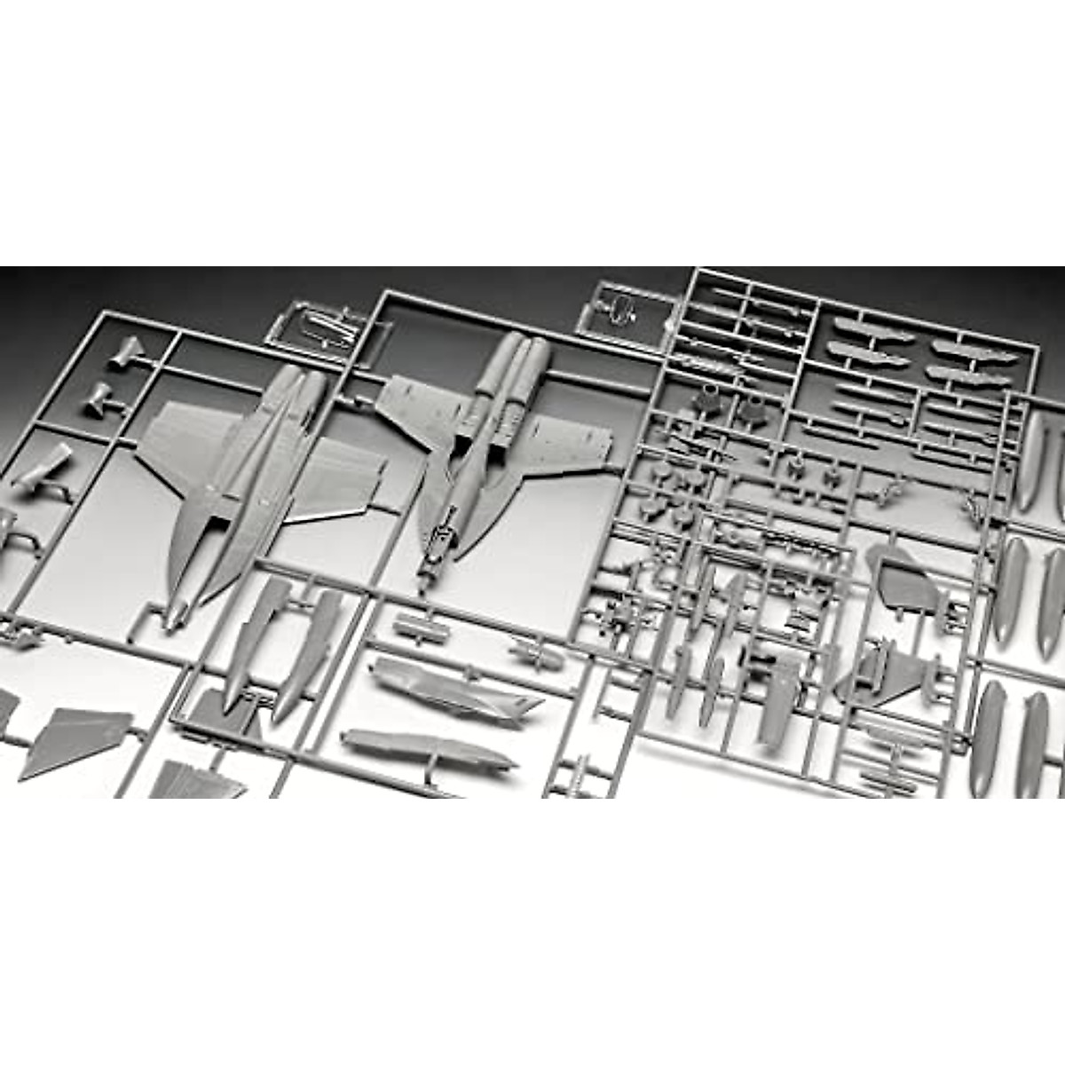 Revell 03834 F/A-18F Super Hornet 1:72 Scale Unbuilt/Unpainted Plastic Model Kit