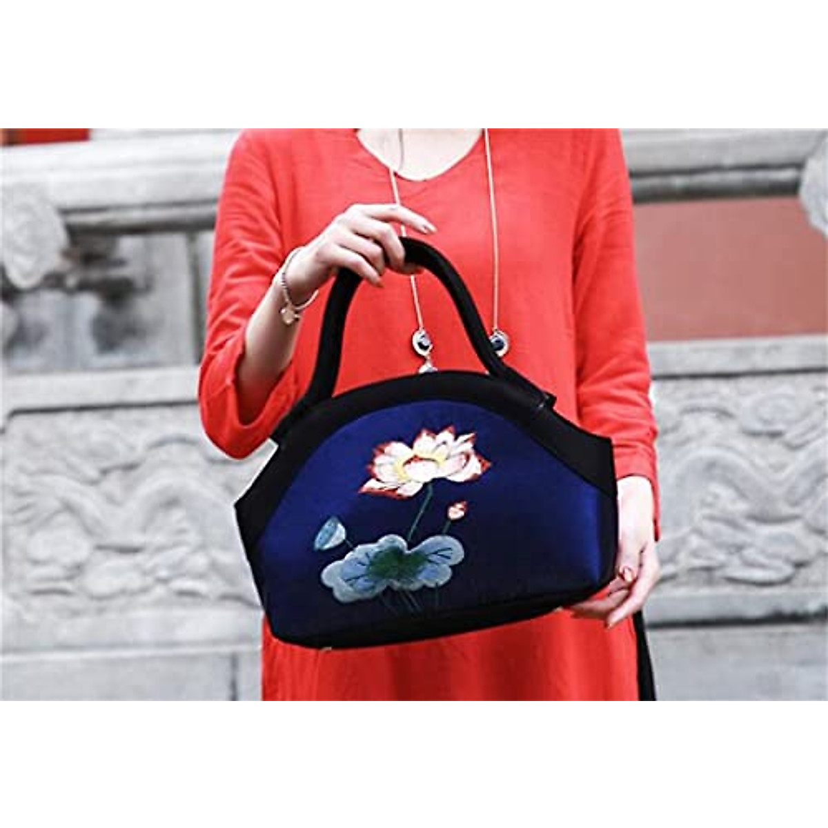 ZLXDP Women's Embroidered Handbag Chinese Multi-Function Shoulder Bag Women's Retro Messenger Bag (Color : E, Size : As Shown in The Figure)