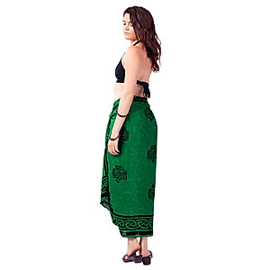 1 World Sarongs Womens Celtic Swimsuit Cover-Up Sarong Shamrock Trinity in Green