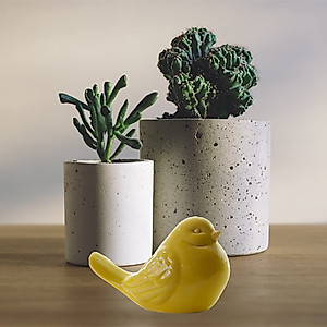 XIOU Ceramic Birds, Porcelain Bird Figurine Statue, Animals Figurines Ornaments, Mini Bird Home Decoration, Statues Decor for Garden Living Room Bedroom Office, Wedding Decor (Yellow)