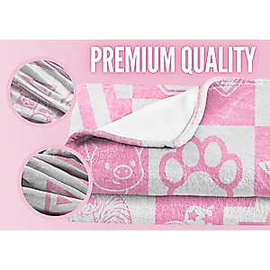 InnoBeta Preppy Throw Blanket, Personalized Initial Throw Blanket, Cute Throw, Cosmetic Bedding Stuff, Birthday Gift for Daughter, Preppy Things for Girls, E