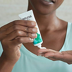 Weleda Sheer Hydration Daily Face Crème, 1 Fluid Ounce, Plant Rich Moisturizer with Prickly Pear Cactus Extract and Aloe Vera, 1 Fl Oz (Pack of 1)