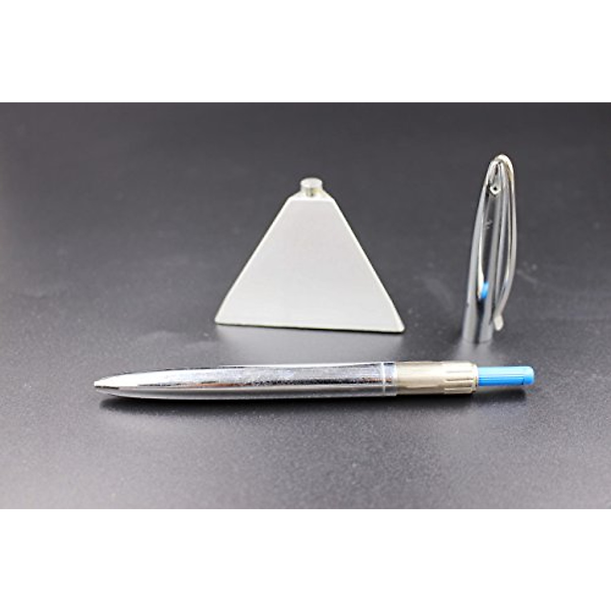JASON YUEN Magnetic Floating Pen - Bright chrome ballpoint Pen with Magnetic Base - Writing Pen With Magnet Holder fit for Office Gift items (Triangle base)