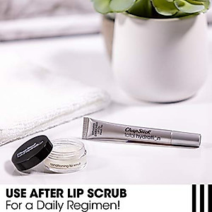 Chapstick Total Hydration Vitamin Enriched Lip Oil, Non Tinted, Vitamin c, vitamin E, Contains Omega 3 6 9, Peach Tea Flavor, 0.23 Fl Oz (Pack of 1)