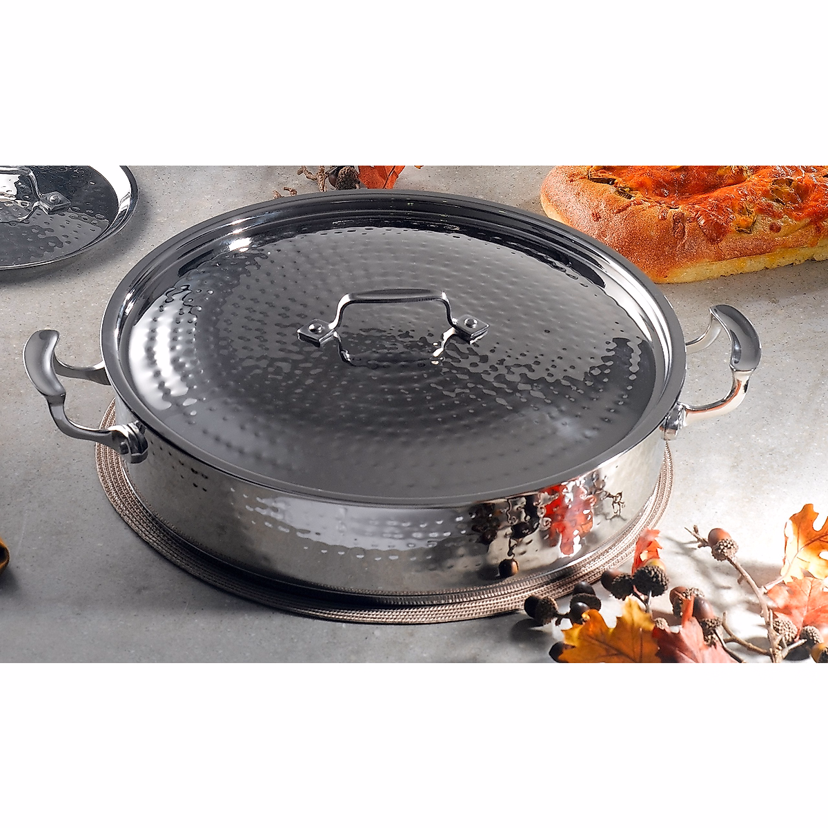 Bon Chef 60032HF Stainless Steel Induction Bottom Cucina Pot with Cover, Hammered Finish, 9 Quart Capacity, 14-5/8" Diameter x 3-5/8" Height