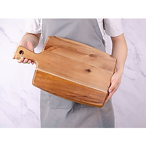 VieWood Acacia Wood Cutting Board with Handle & Hole - Wooden Kitchen Chopping Boards for Meat (Butcher Block) Vegetables and Cheese (17"x10")