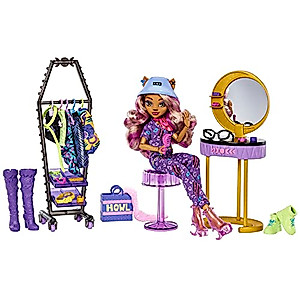 Monster High Doll & Playset, Clawdeen Wolf Boo-tique Studio with Fashion Accessories, 20+ Pieces for Mix-&-Match Outfits