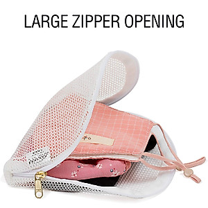 MIFNRO 3 Packs Delicate Laundry Bags for Reusable Face Masks and Reusable Makeup Remover Pads,Fine Mesh Wash Bags,Use YKK Zipper, with Hanger Loop, Portable Mask Storage Bag (3 Small)