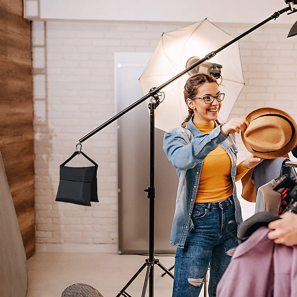 Eurmax USA Photography Sand Weight Bags Heavy Duty Saddlebags for Photography Video Equipments, Backdrop Stand, Light Stand,Photo Tripod, Canopy Tent, Umbrella Base, Fishing Chair,Picnic Table 2-Pack