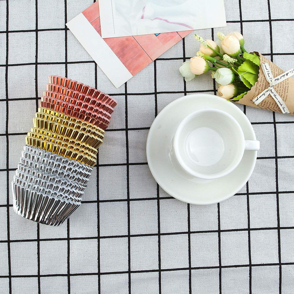 Elcoho 300 Pieces Foil Metallic Cupcake Liners Muffin Paper Cases Baking Cups, Gold, Silver and Rose Gold, 2-Inch