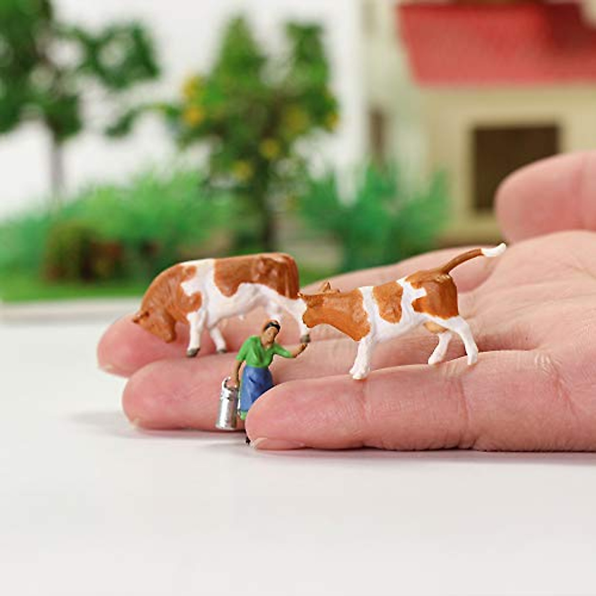 HO Scale Farm Animals Figure Set - Model Cows & Figures 36PCS