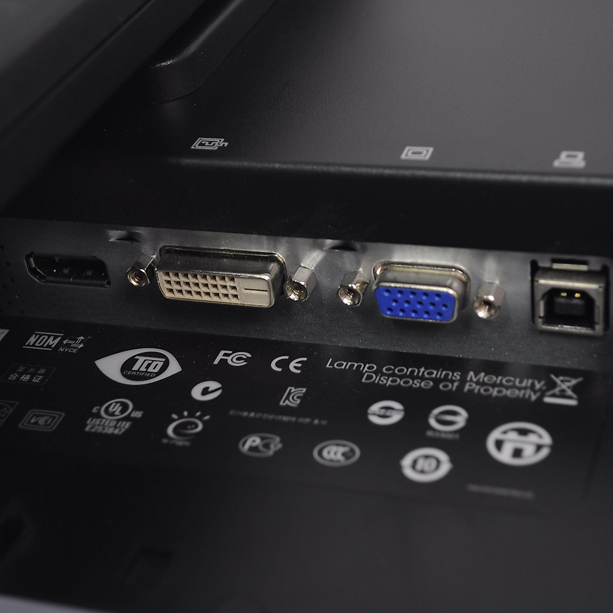 HP LA2205wg 22" Inch Widescreen Wide Flat Panel Screen DVI LCD Monitor