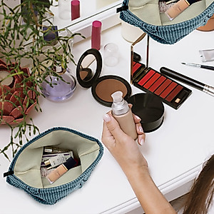 Hysnan Travel Makeup Bag Cosmetic Bag for Women, 3 Pieces Corduroy Makeup Organizer Bags Girls Makeup Pouch Large Capacity Travel Toiletry Bag