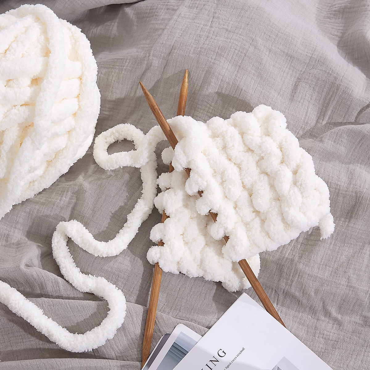 HOMBYS White Chunky Chenille Yarn for Crocheting, Bulky Thick Fluffy Yarn for Knitting,Super Bulky Chunky Yarn for Hand Knitting Blanket, Soft Plush Yarn, 8 Jumbo Pack (27 yds,8 oz Each Skein)