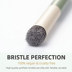 Concealer Brush Set by GOERTI Angled Concealer Brushes for Under Eye Concealer Nose Contour Brush Small Sponge Blender Cover and Blend Imperfections Full or Spot Coverage 3pcs (Green)