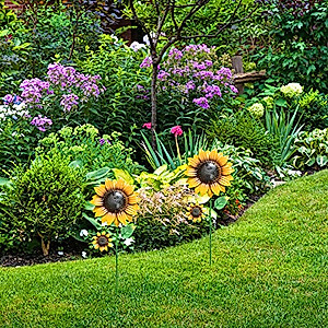 YEAHOME Garden Decor for Outside, 2 Pack Sunflower Garden Stakes Spring Decor, Metal Flowers with Shaking Head Yard Art for Outdoor Yard Lawn Patio Decoration