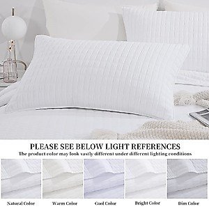HOMBYS Oversized King Seersucker Bedspread 120”x128”, White Summer Quilt Set,Lightweight Bedding Cover with Shams for All Season, Microfiber Modern Style Bedspread & Coverlet Sets (1 Quilt, 2 Shams)