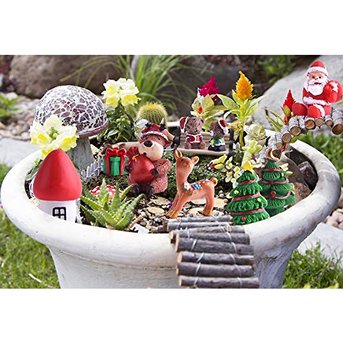 Zealor Christmas Miniature Ornaments Kit for Snowy Winter Fairy Garden Dollhouse Decoration